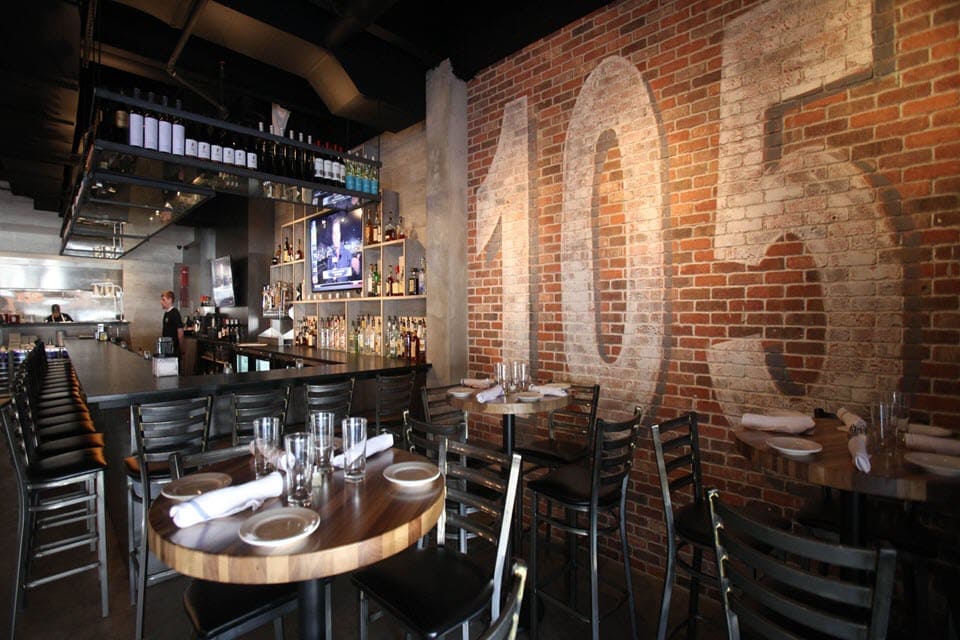 105-Ten Bar & Grill - Virtual Restaurant Concierge