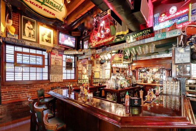 Brick Alley Pub & Restaurant - Virtual Restaurant Concierge