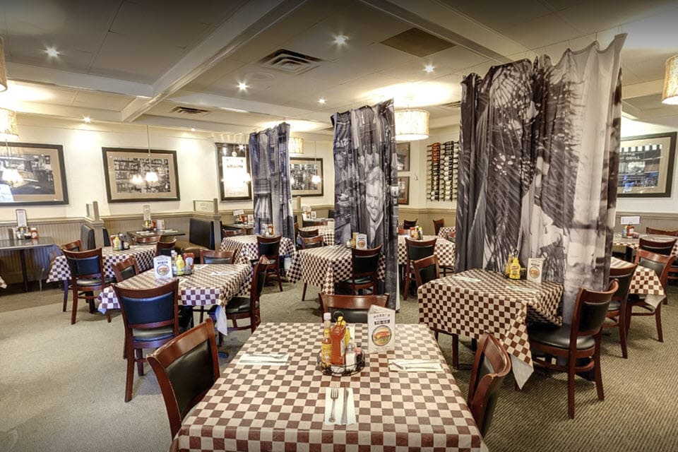 Rossi's Bar & Grill - Virtual Restaurant Concierge