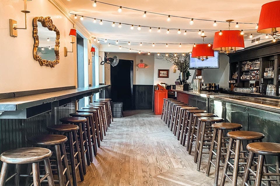 Pub & Kitchen - Virtual Restaurant Concierge