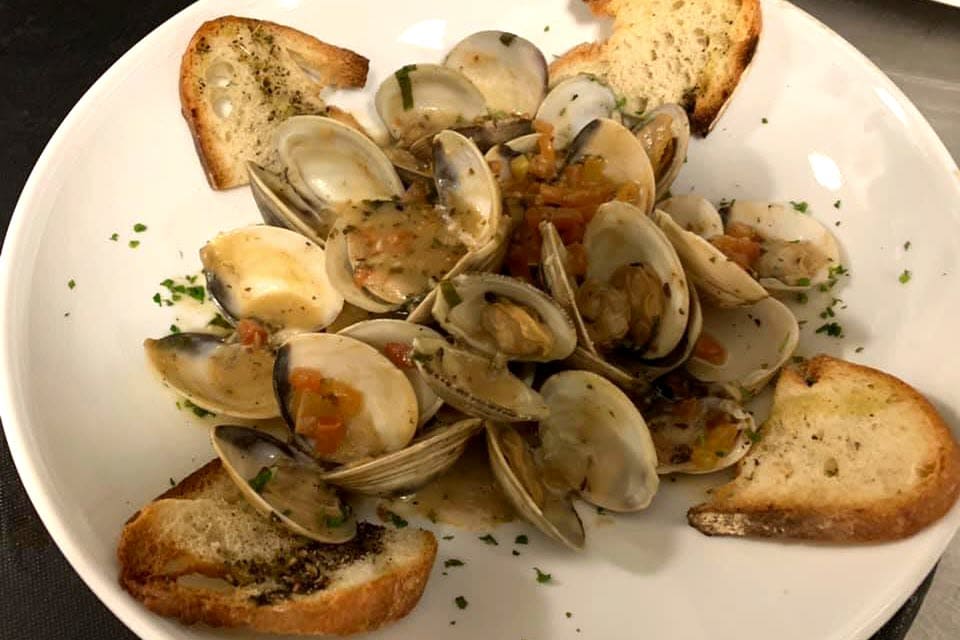 Gratzzi Italian Grille - Virtual Restaurant Concierge