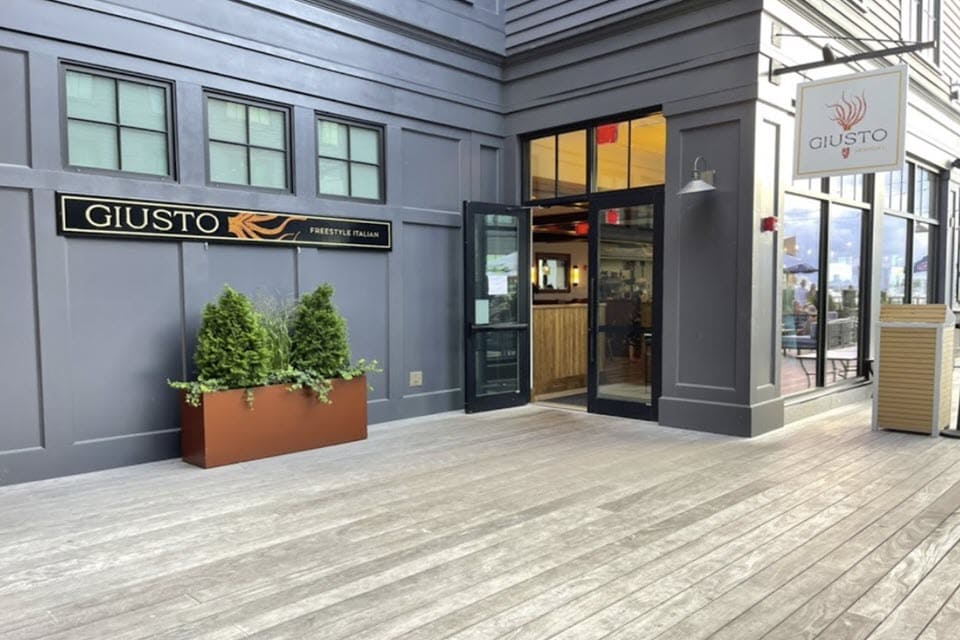 Giusto - Virtual Restaurant Concierge