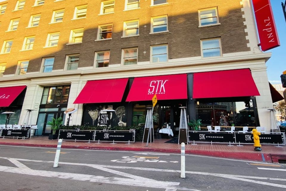 STK Steakhouse - Virtual Restaurant Concierge