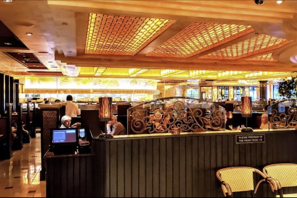 The Cheesecake Factory - Virtual Restaurant Concierge