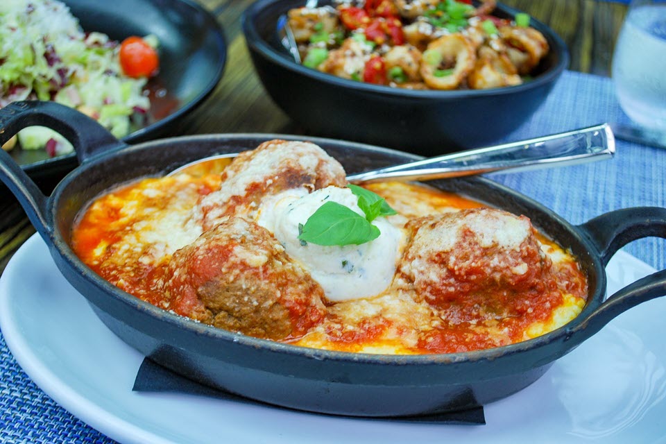 Blu Grotto Restaurant - Virtual Restaurant Concierge